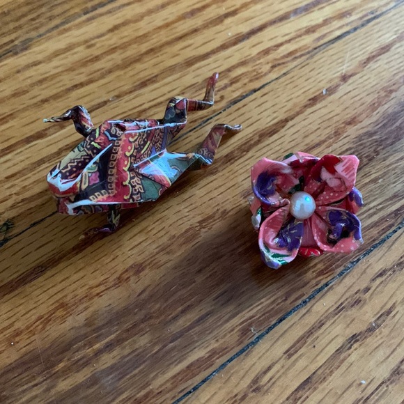 Hand Crafted | Jewelry | Vintage Set Of 2 Origami Paper Folded Pins ...